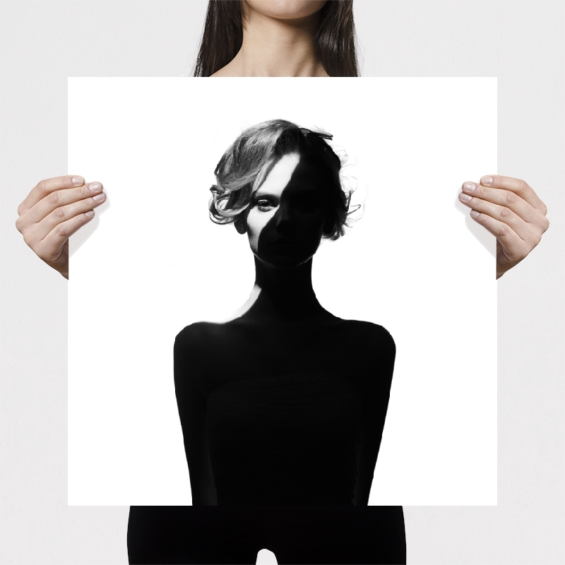 nextART. Behind the Shadow